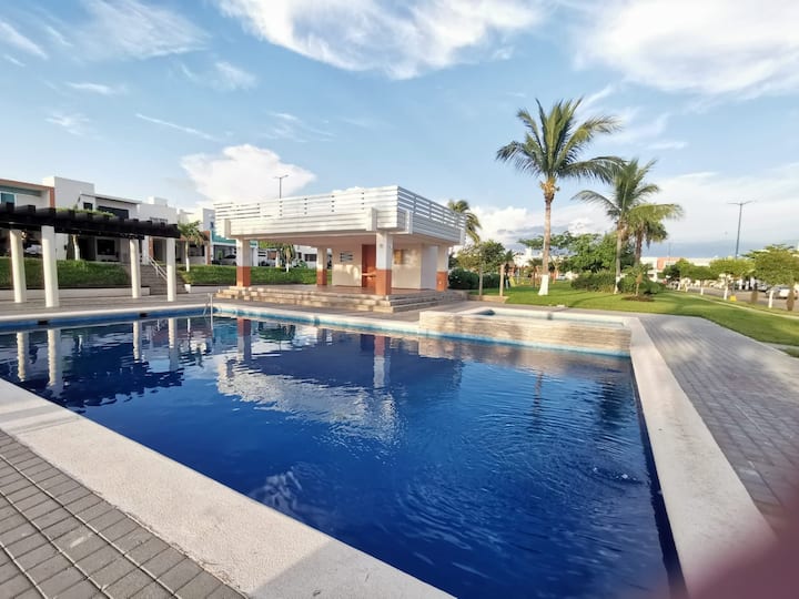 Casa En Coto Con Alberca. - Mazatlán