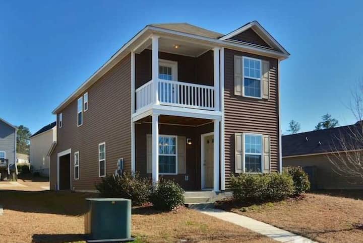Beautiful Private Home Near Ft Jackson& Starbucks! - Columbia, SC