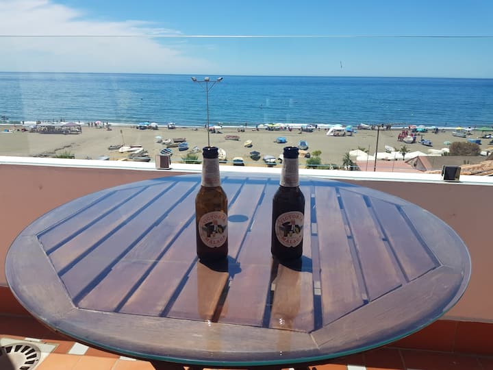 Céntrico áTico Frente Al Mar - Rincón de la Victoria