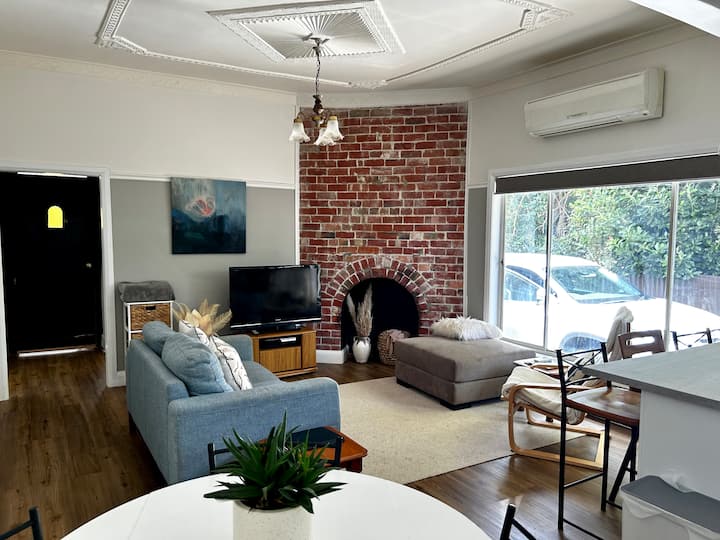 Stay At "The Otto" - Ballarat