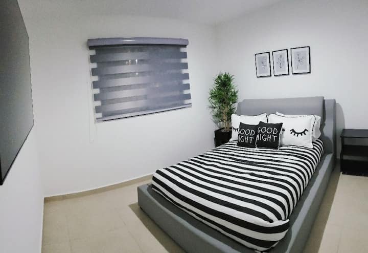 Hermoso Departamento Dentro De Condominio - Aguascalientes