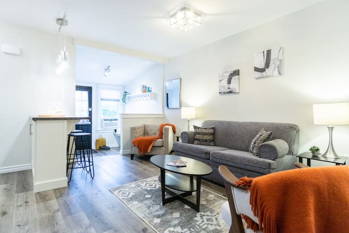 The Elm,  Modern Apartment-  Suite 2 - Charlottetown