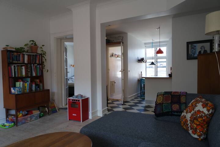 Family Friendly 5 Room Apartment In Nørrebro, Cph - Kopenhagen