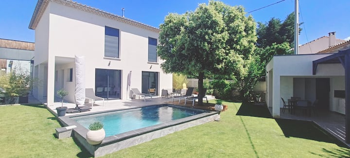 Villa Neuve Piscine Chauffée 30 Degrés Poolhouse - Le Thor
