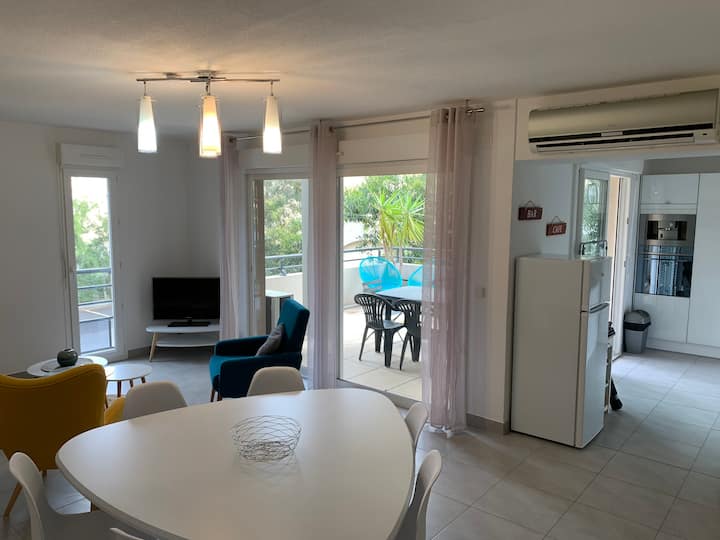 Appart 4 Personnes 200 Metre Plage De Calvi - Calvi