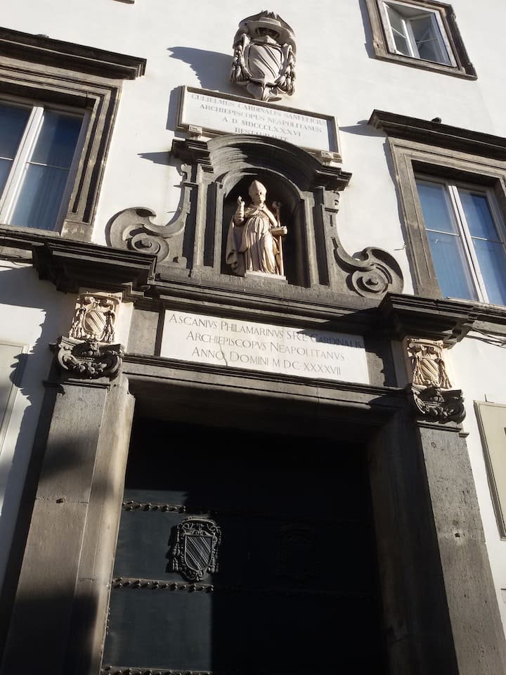 Queen Carolina - Naples