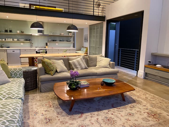 Mana House Exclusive Luxury Modern Apartment - Johannesburg