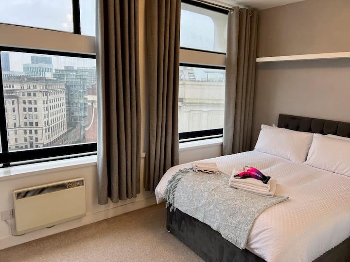 Central&spacious 2 Bedrooms Apartment With A View - Manchester