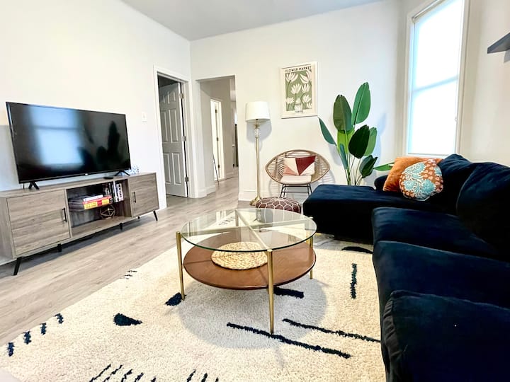 Family Getaway 3 Br/1ba Queen Beds Close To Nyc - Union City, NJ