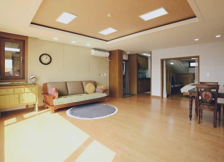 영랑호가 한눈에 보이는 따뜻한 집입니다~ - Sokcho-si