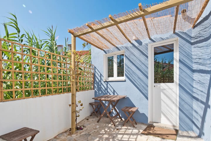 Cozy Blue Cottage | Beach, Sun And Peace - Estoril