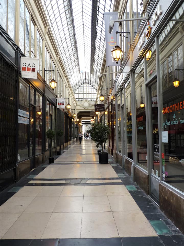 Appartement Dans Un Passage Au Cœur De Paris - Paris