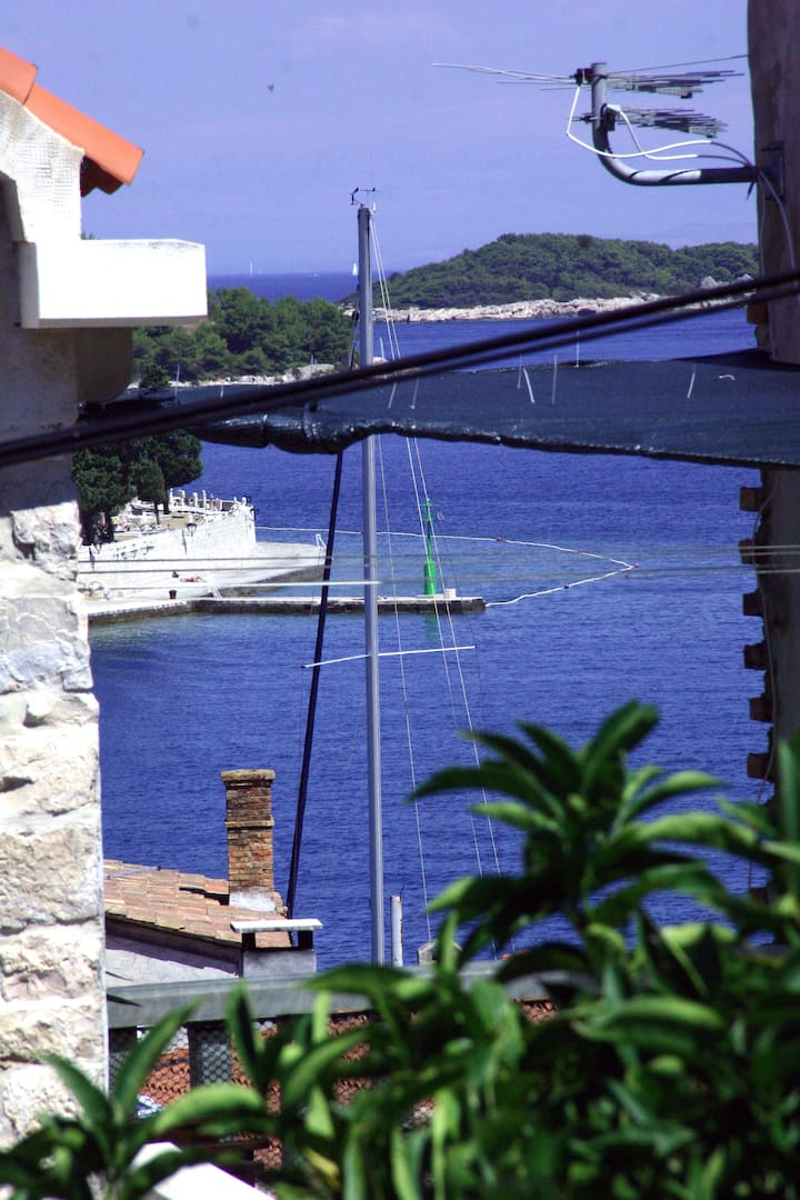 House Kamenita - Vis