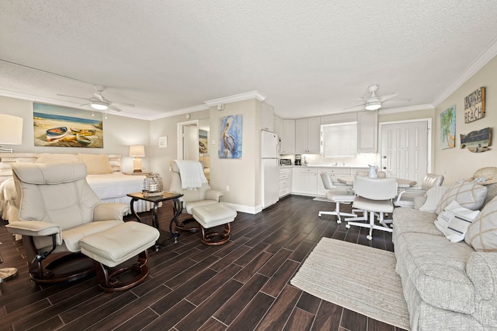 Coastal Pearl (#2204)- Bonita Beach/ Naples - Bonita Springs, FL