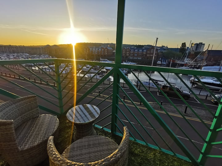 Apartment By The Beach - Mumbles
