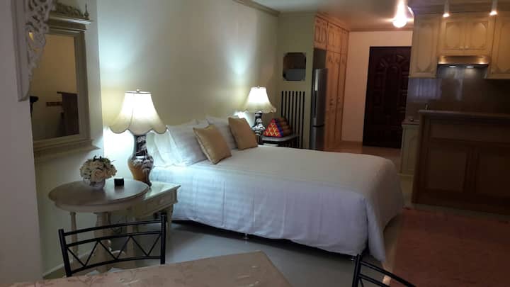 Hillside Condo3 Nimmanhemin 2bed/2bath, Room-604 - Chiang Mai