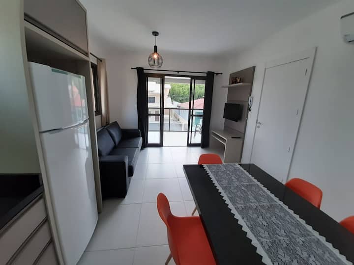 Apartamento Novo Na Praia De Palmas/sc - 02 - Governador Celso Ramos