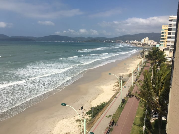 Apto Pé Na Areia Em Itapema. - Itapema