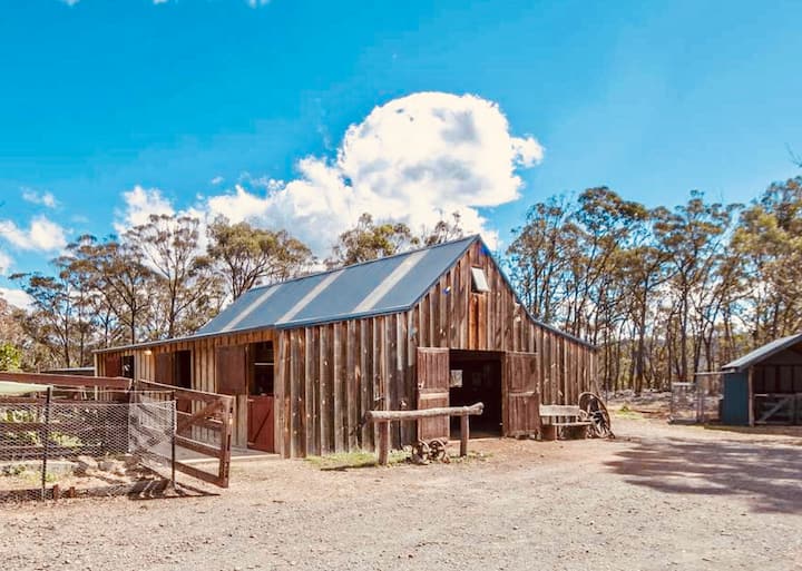 House On The Hill, Bourke - Goulburn