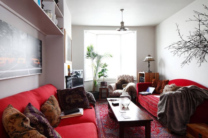 Bright, Comfortable Airy Double - Hove