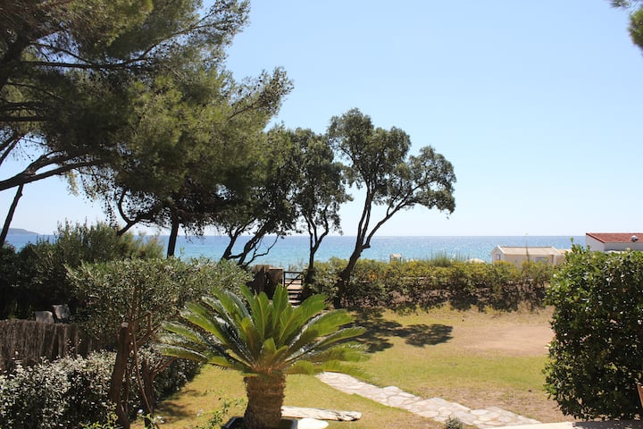 Charming House On The Beach Directly On The Beach - Cavalaire-sur-Mer