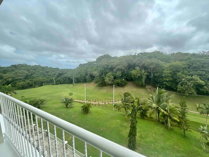 Tucán Country Club Condo Con Vista Al Golf/piscina - Panama City