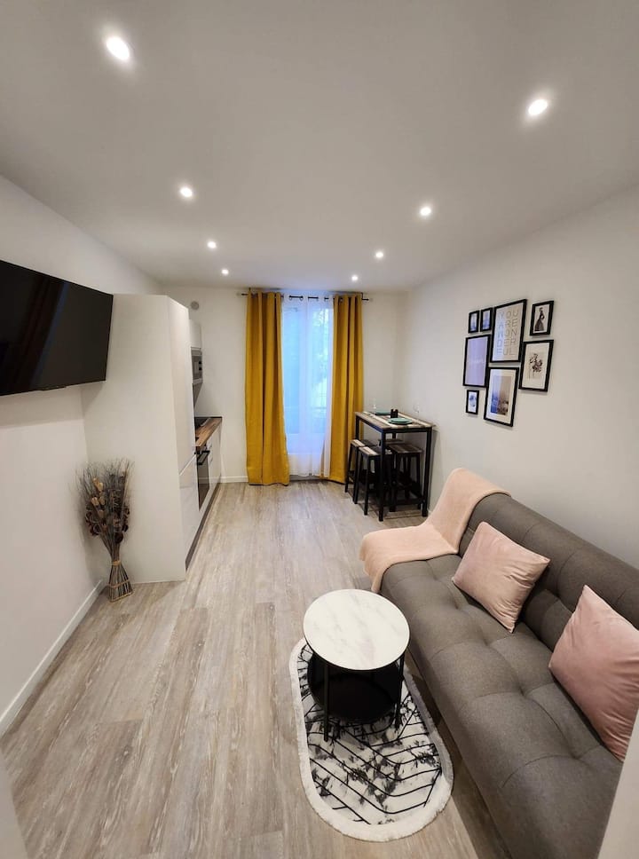 Bel Appartement Proche Paris Et Stade De France - Parc de la Villette