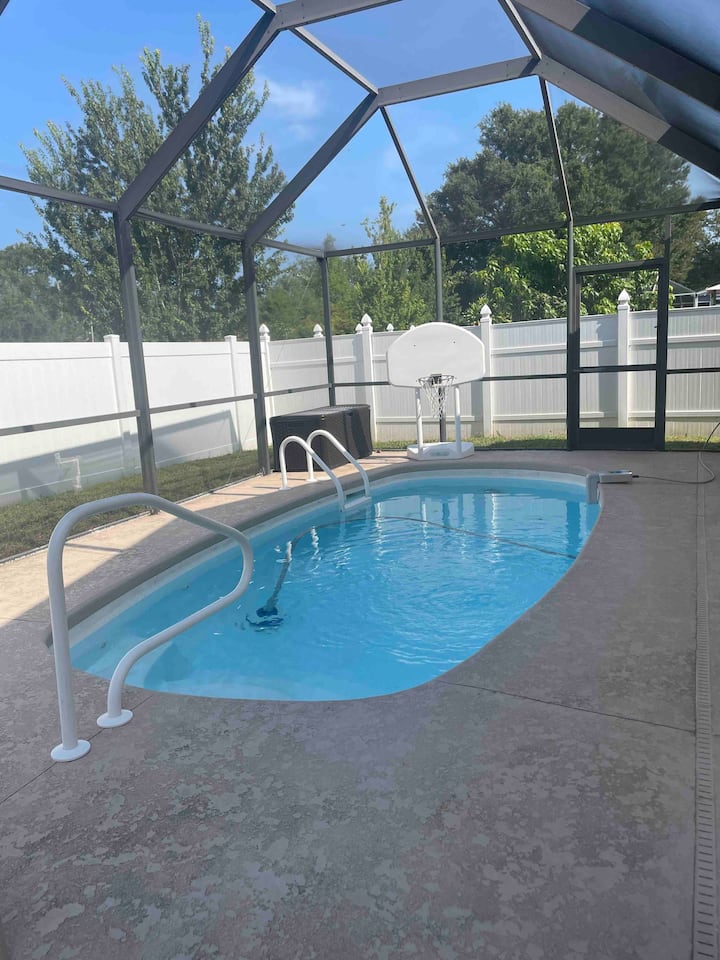3-bdrm, Heated Pool, Crib - Clearwater, FL