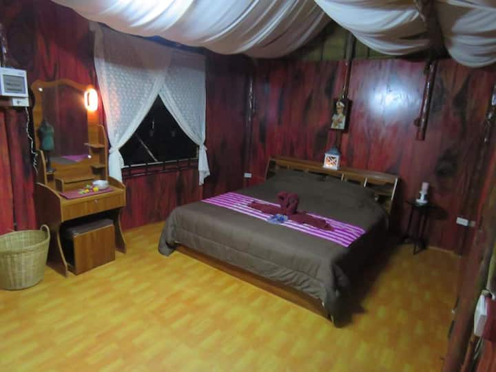 Rai Na Home Stay ไร่นาโฮมสเตย์(Waterfront House) - Buri Ram