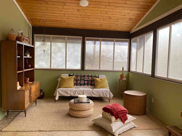 Black Ranch Mountain Cottage - Oakhurst, CA