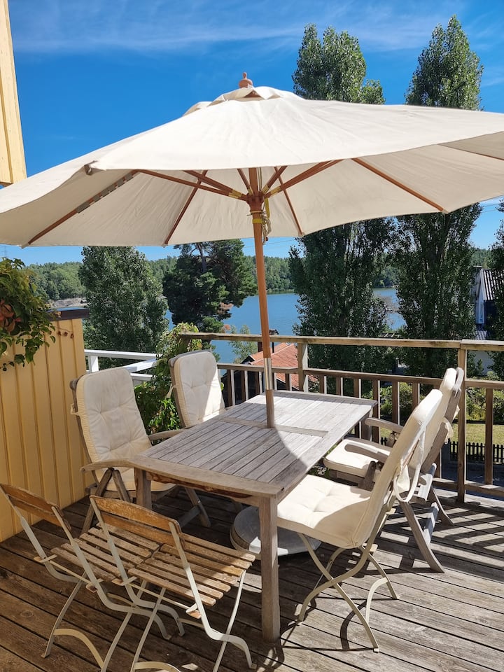Entire Floor With Lake View Close To Stockholm - Stockholm