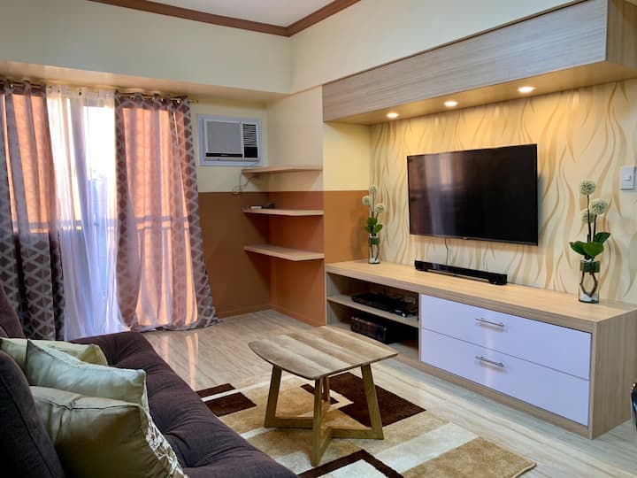 Bella's Place 2br Serin East Tagaytay Condo - Tagaytay