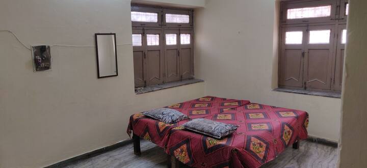 Varanasi Holiday Rentals & Homes - Uttar Pradesh, India | Airbnb