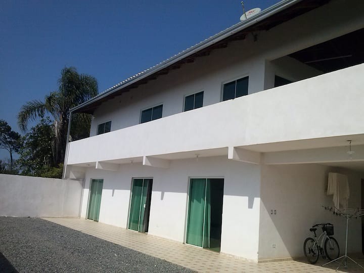 Kitnet 1 Em Guaratuba - Pr Para 4 Pessoas - Guaratuba