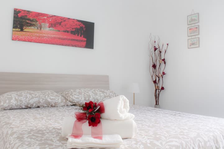 La Casa Delle Rose 
Metro C - Gardenie 450m - Rom