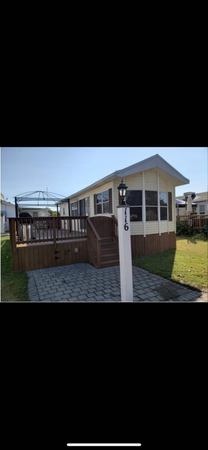 Sherkston Shore Cottage For Rent 116 Fg - Crystal Beach