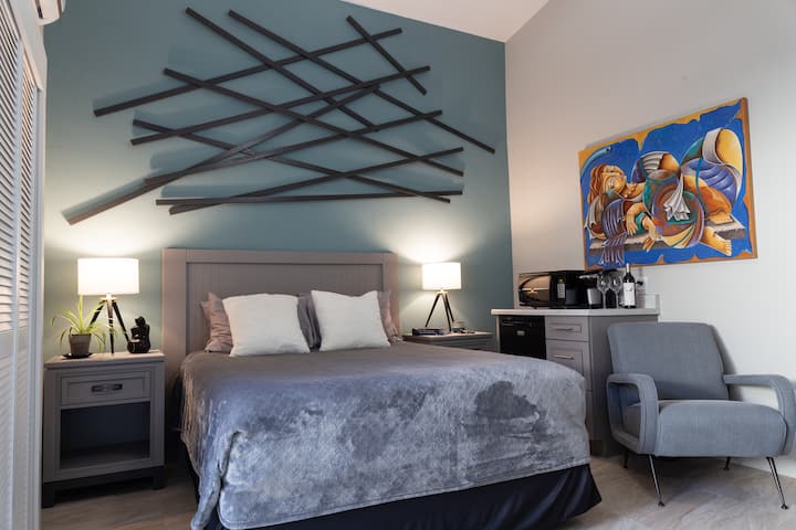 Palm Springs/palm Desert North Queen Suite - Palm Desert, CA