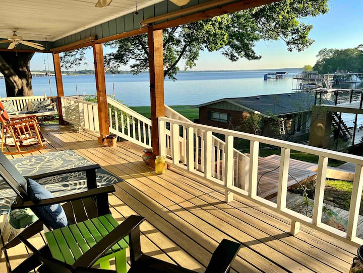 Family Friendly Wisdom Tree Lake House - Gun Barrel City