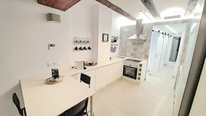 Best Location, Private Entrance And Terrace, Calm - Valencia