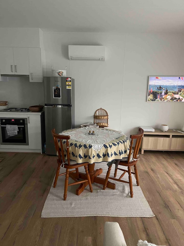 Finches Cottage - Dandenong