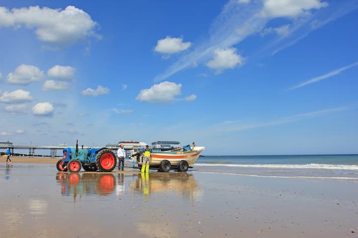 Hardys Cottage, Overstrand, North Norfolk Coast - Norfolk