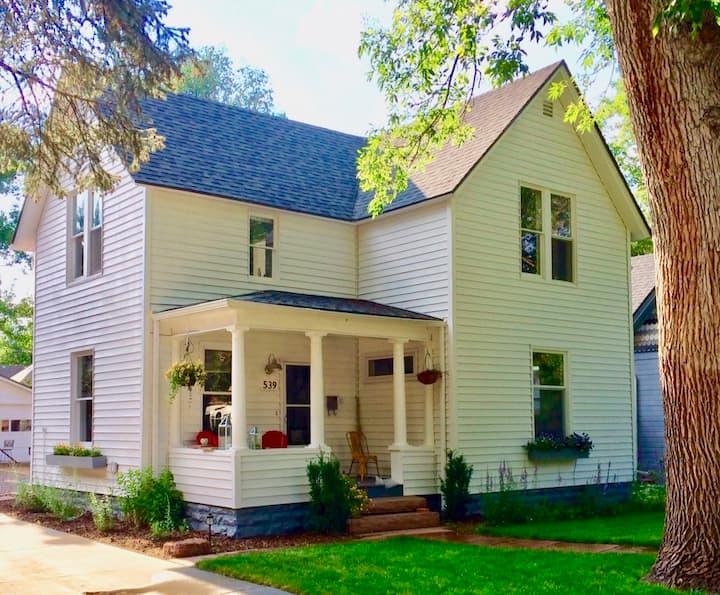 3 Blocks To Main St Longmont - Immaculate! - Longmont, CO