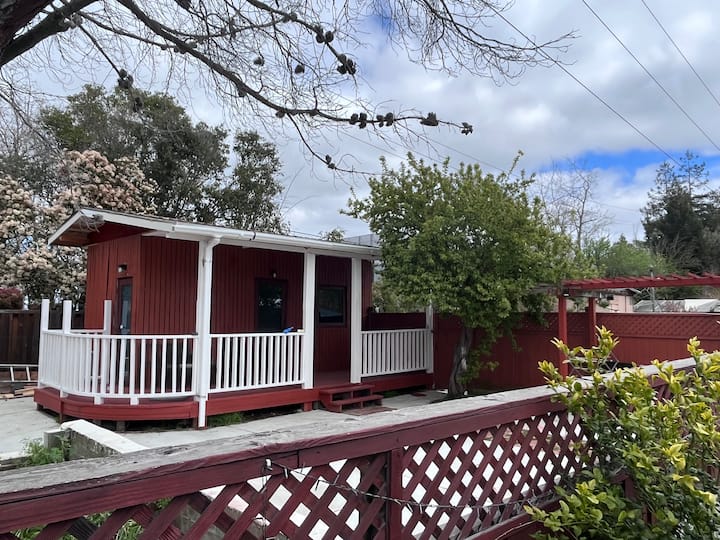 Standalone Tiny House In Palo Alto - Palo Alto, CA