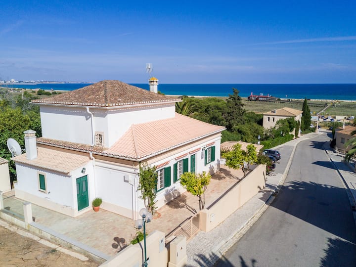 Beach Front Villa ☀️ Best Ocean View Available! - Lagos