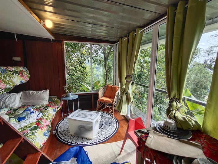 Mendung Escape Trio Bedroom B - Lundu