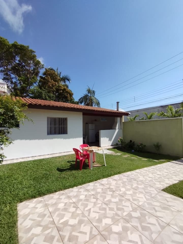 Casa 700m Da Praia Das Palmeiras - Caraguatatuba