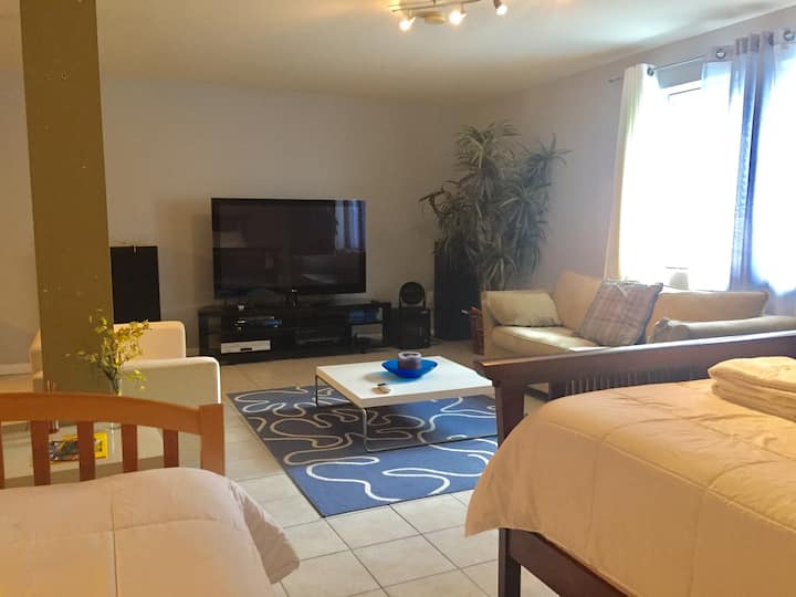 Cozy Studio In Newark Near Manhattan Nyc - Newark, NJ