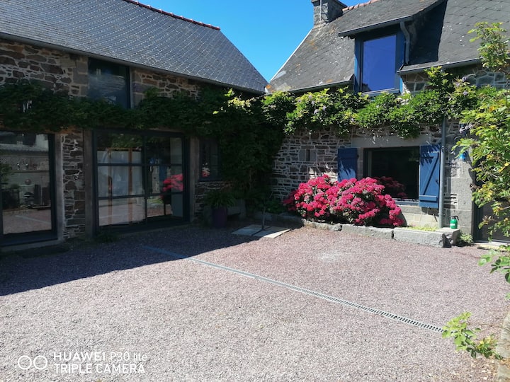 Longère Atypique 130m2 Proche Mer 2 à 7 Personnes - Bretagne