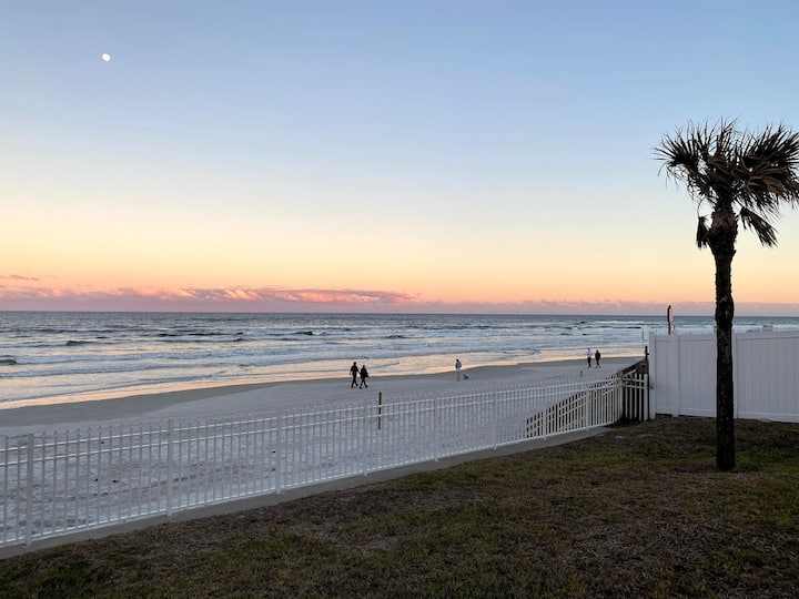 Ocean View Beach Condo #307 - Edgewater, FL