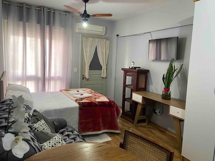 Confortável Estúdio No Melhor Da Rua Dos Andradas - Porto Alegre